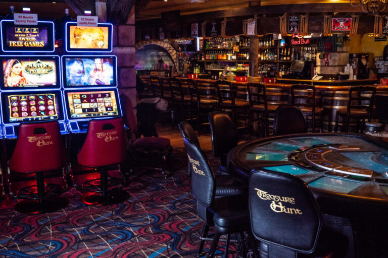 Coral Cliff Gaming Lounge & Hip Strip Montego Bay Shuttle